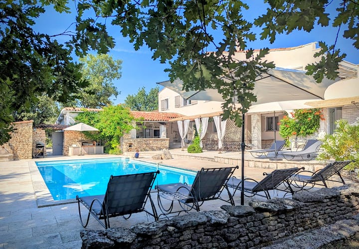 Secluded Villa • 6 Bedrooms • Outdoor Living - Lourmarin