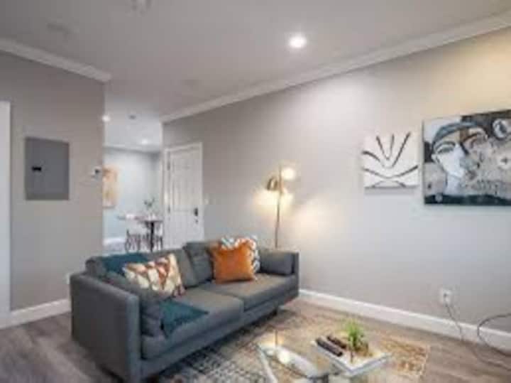 Luxury Corporate Guesthouse (Utilities Included) - Santa Clara, CA