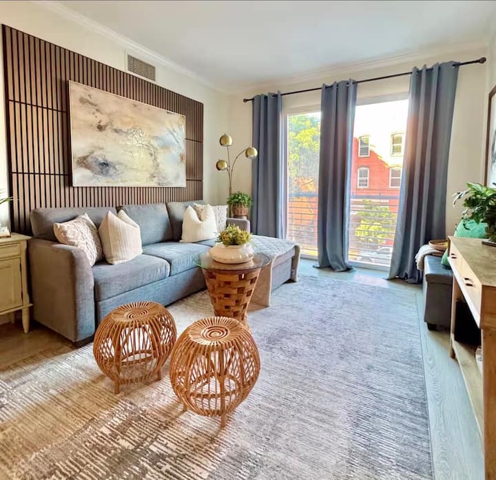 At The Heart Of Gaslamp: Blending Comfort & Luxury - Coronado Island, CA