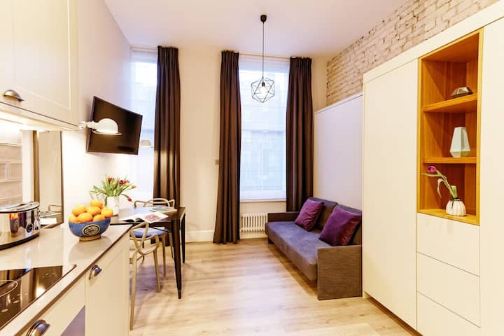 Cosy & Quiet Studio, Notting Hill Gate - London