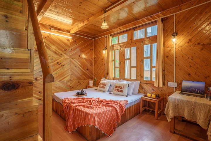 Serenity Wooden Cottage Jibhi - Jibhi