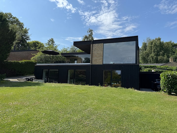 240 M2 Luksusvilla Beliggende I Skovkanten - Aarhus