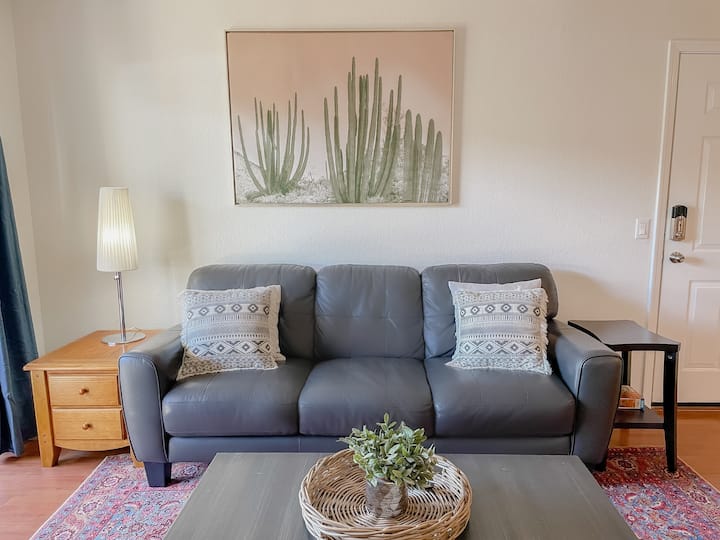 Ideally Located! Feel Right At Home! - Phoenix, AZ