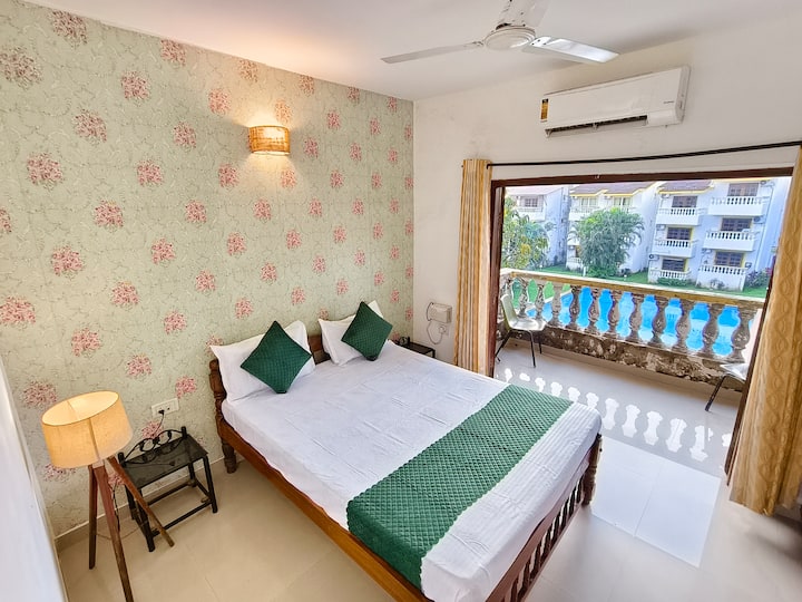 Pool View 1bhk-7 Near Candolim Beach Wi-fi/ac/ups - Goa