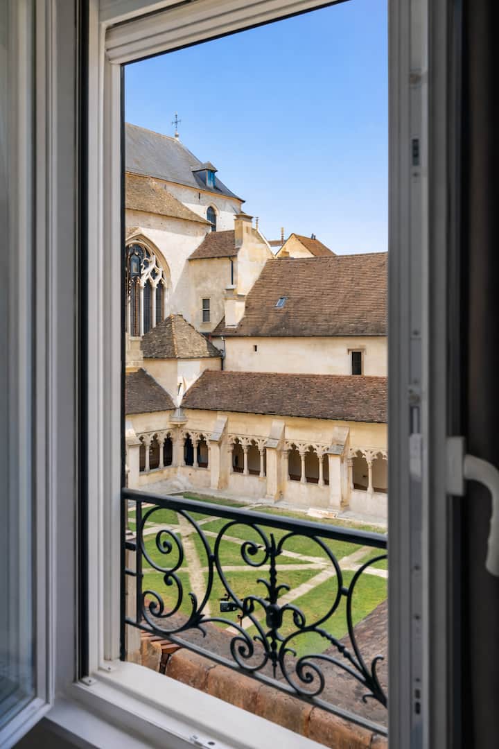 Vue Rare Cloître Cathédrale • 2 Chambres • 6 Pers - Saint-Rémy