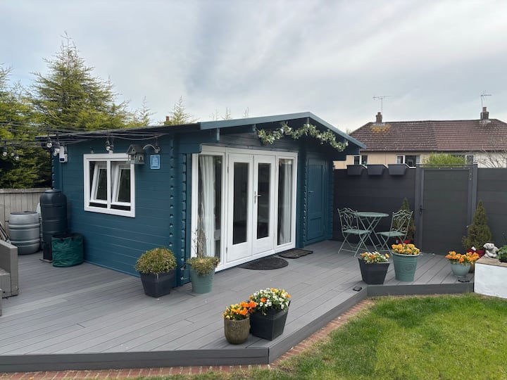 Fancy A Cosy Break In Our Cabin With New Kitchen? - Ilkley