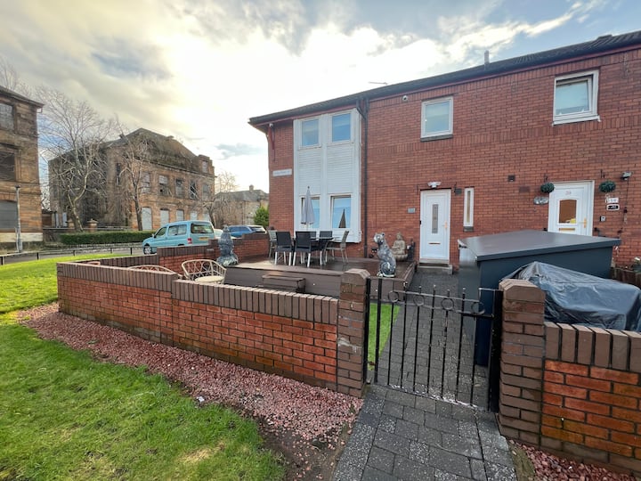 Celtic Park Barrowlands Emirates Arena The Barras - Glasgow