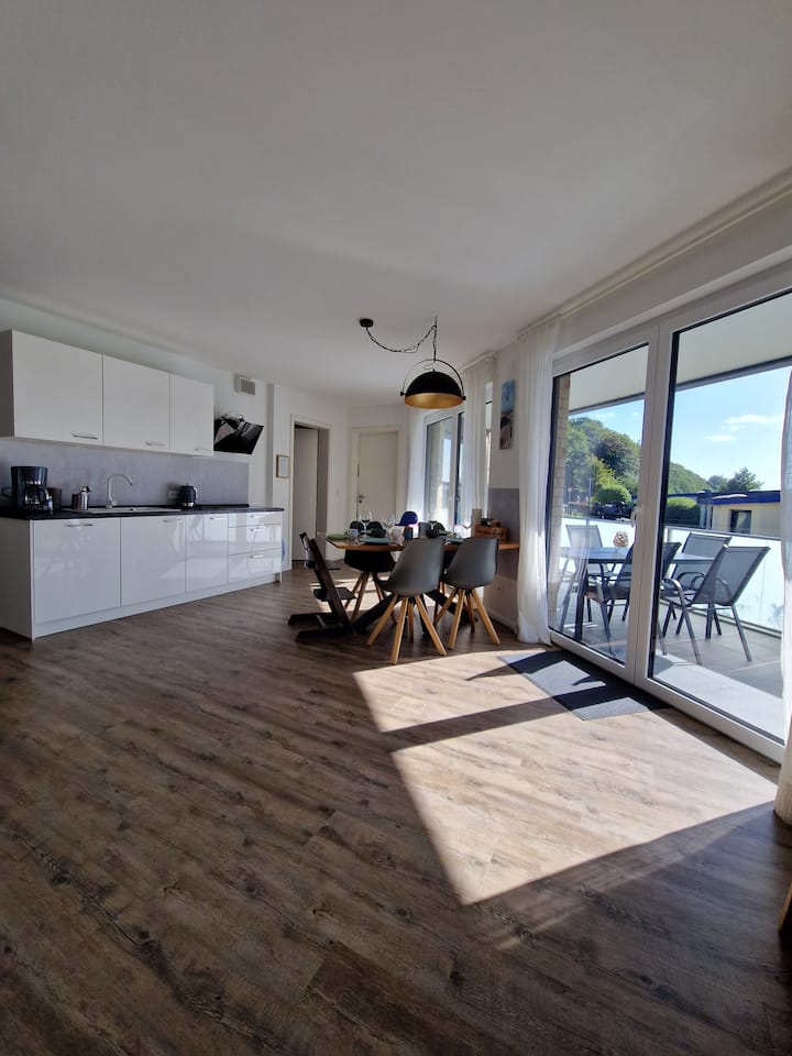 Strandmöwe Laboe- Liebevoll Und Familienfreundlich - Strande