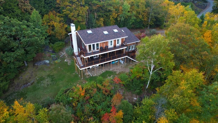 Hill Top House - Gilford, NH