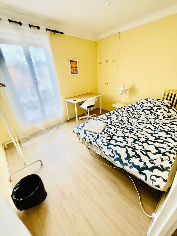 Chambre Privée Proche Fac, Hôpital Et Transports - Créteil