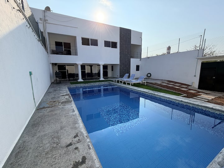 Acogedora Casa Privada Con Alberca Climatizada - Tequesquitengo