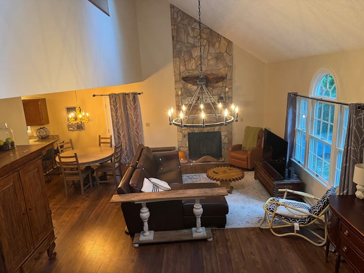Cozy Cedar Retreat In Massanutten Resort - Massanutten, VA