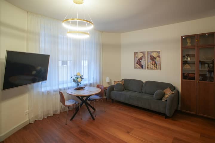 Luxury Newly Refurbished Apartment In City Center - Riga