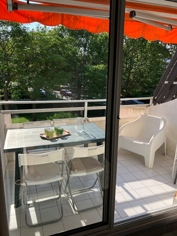 Studio Cabine Climatisé à Deux Pas De La Plage - La Grande-Motte