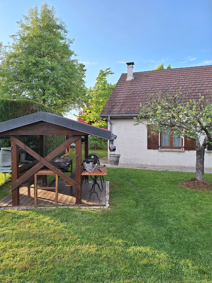 Maison Chaleureuse Avec Jardin Cuisine éQuipée - Arc-et-Senans