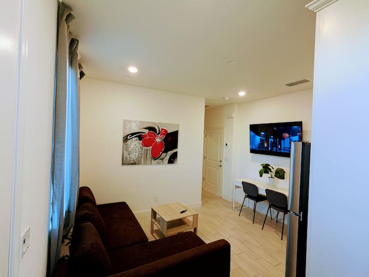 Guest Suite With Private Entrance And Ring Sec Cam - Roseville, CA