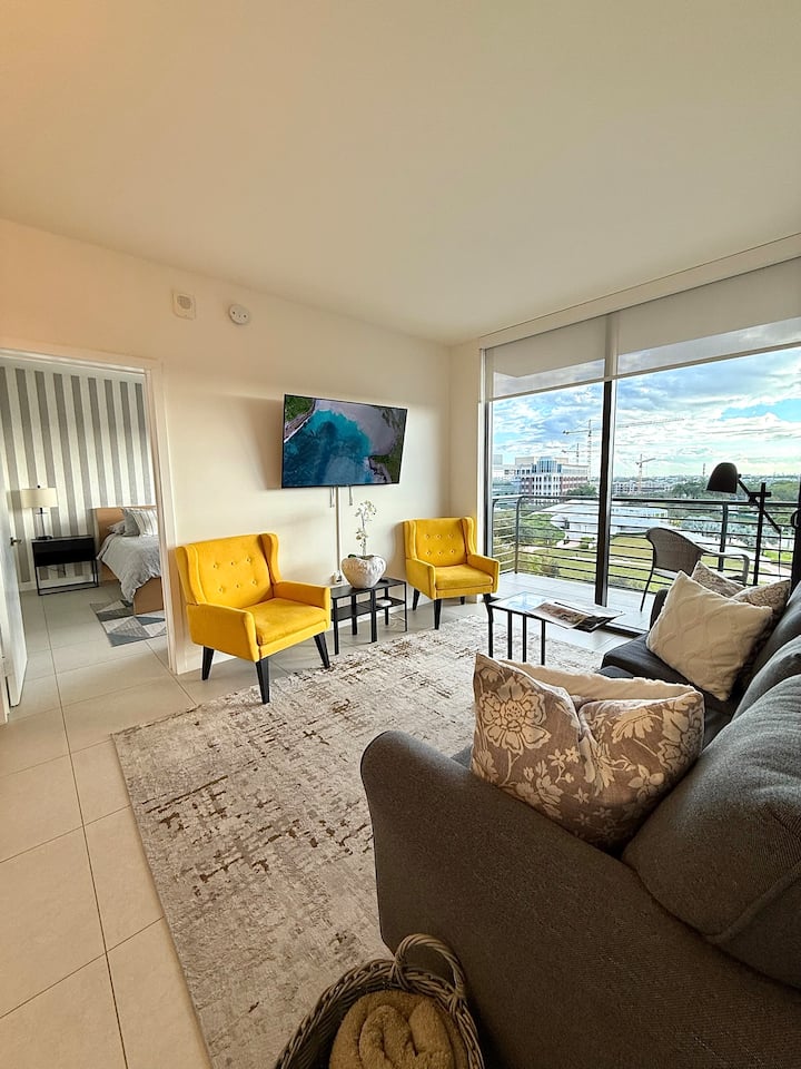 Special Location W Pool Near Everything In Doral - Doral, FL