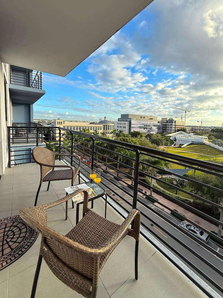 Amazing Location W Pool Near Everything In Doral - Doral