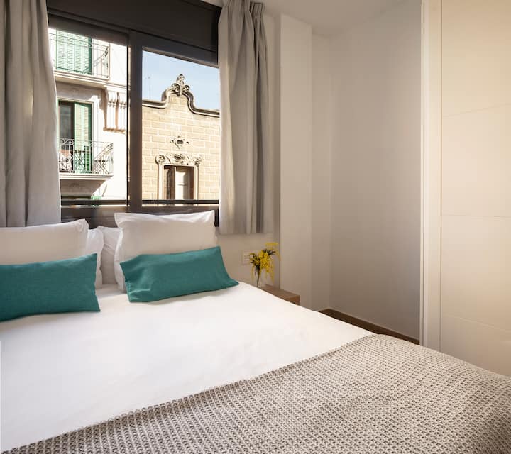 Plz - Double Space, Near Plaza España - Barcelona