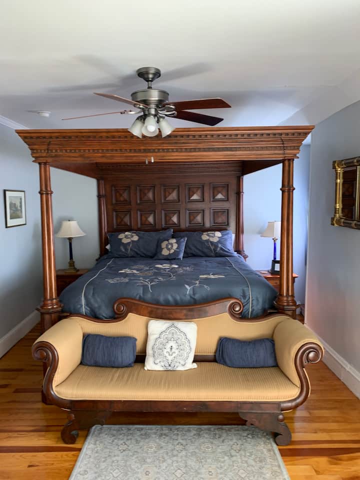 Edgewood Manor Inn Circa 1905 - Cranston, RI