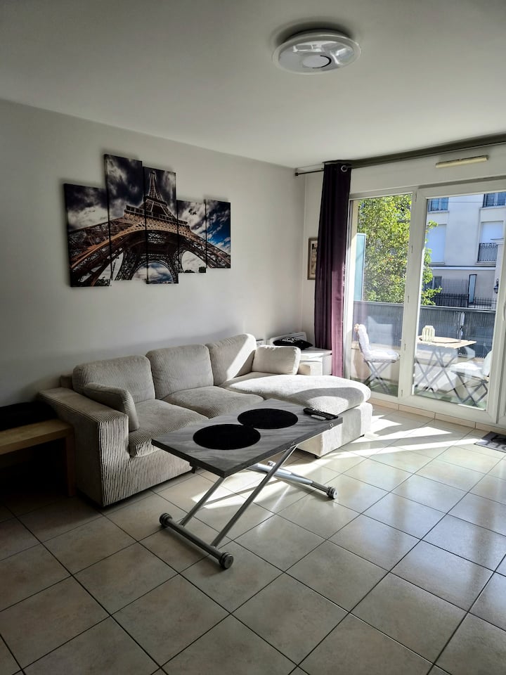T2 Lumineux Plein Sud Proche Paris & Disneyland - Noisy-le-Grand
