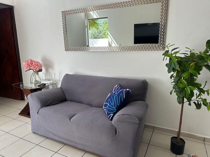 Acogedora Casa Amarilla/ Facturamos - Durango