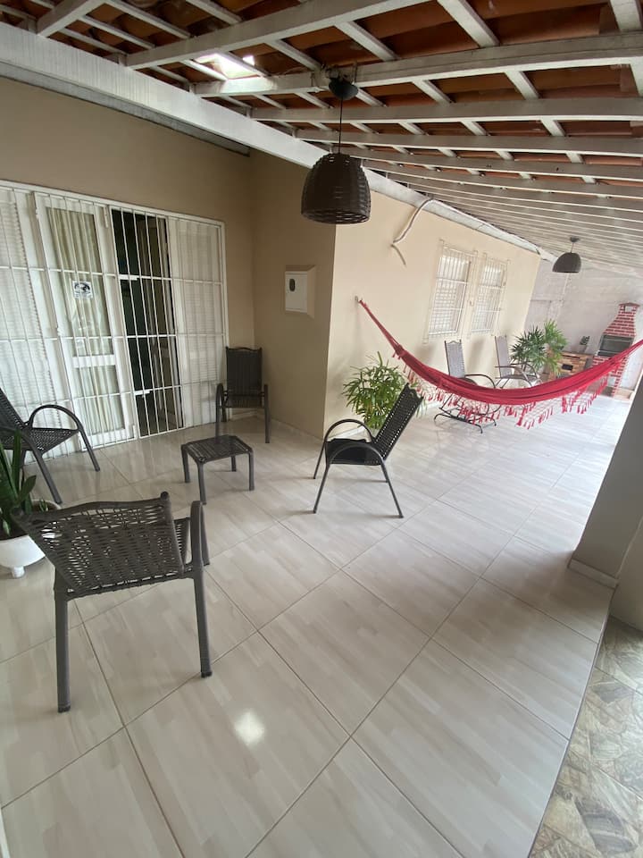 Casa Localizada No Centro Do Bairro Xingo
#Enfrente A Padaria
#Ao Lado De Lanchonetes E Restaurantes - Piranhas