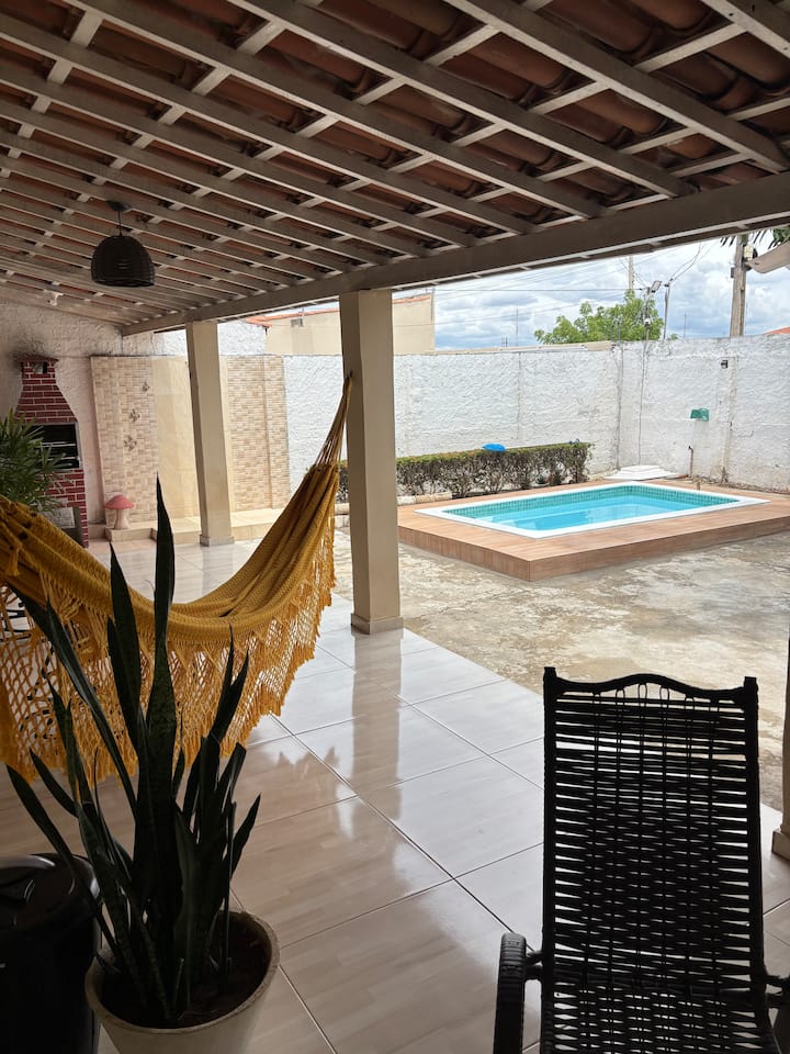 Piscina, áRea Pra Churrasco, Enfrente A Padaria. - Piranhas