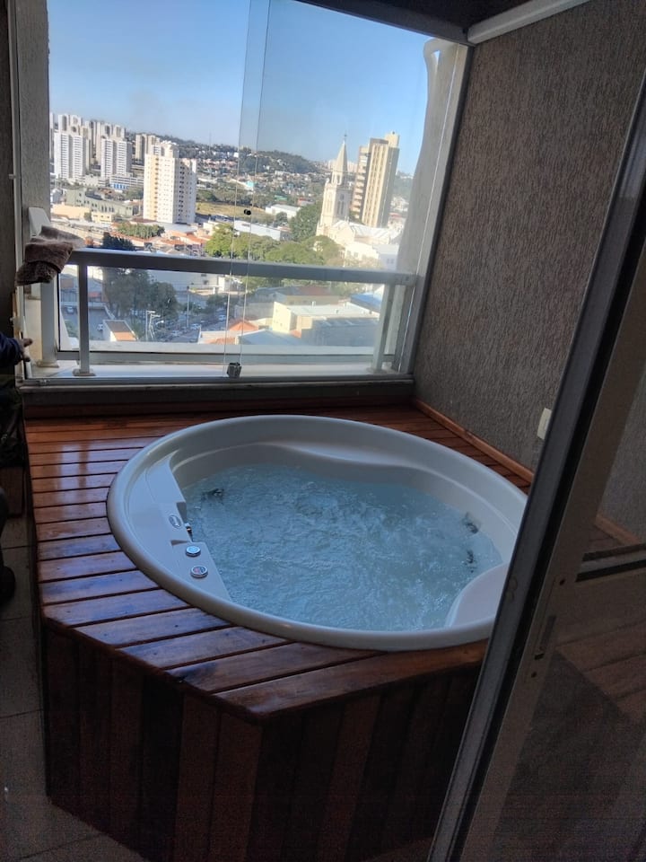 Duplex Luxo Com Jacuzzi, Cama King E Ar. - Jundiaí