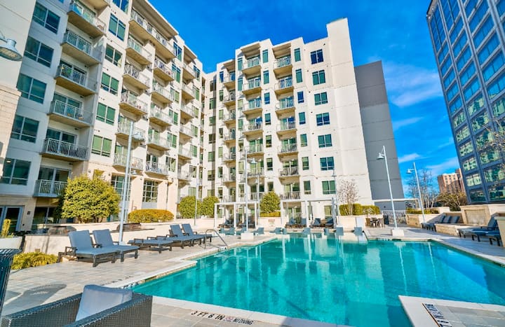 Modern Midtown Oasis Overlooking Atl - Atlanta, GA