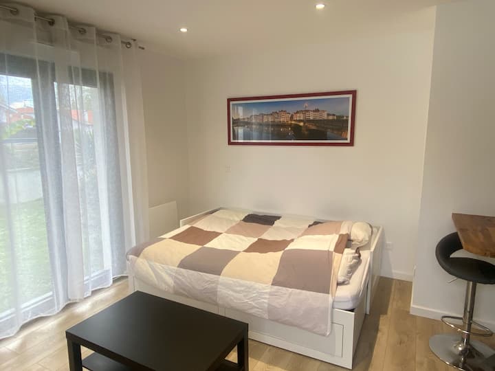 Anglet Quintaou : Joli Studio Cosy Neuf - Anglet