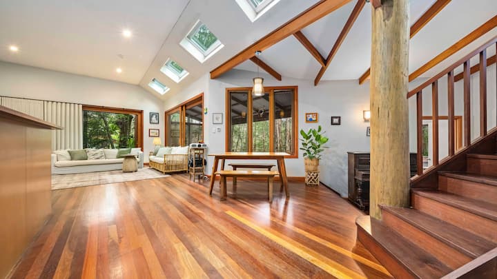 Beautiful Retreat - Water Front, Close To Beach - Ocean Shores