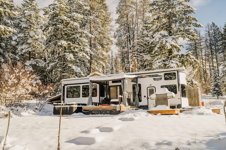 Unique Tiny-home • 5 Min To Glacier • Hot Tub - West Glacier, MT