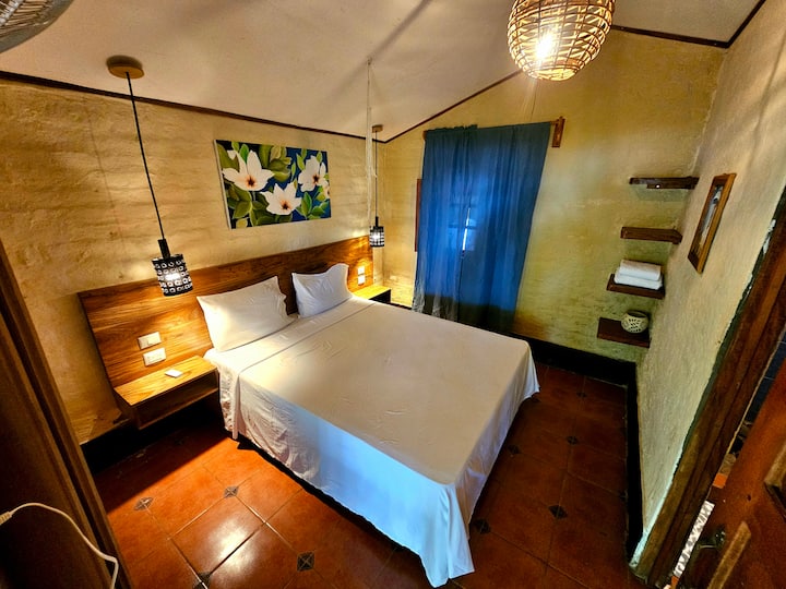 Casita (Isla Bonita) Cama Queen Size - Nicaragua