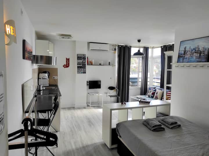 Apartamentos De Carmen 2, Apartamento Con Cama Do. - Málaga