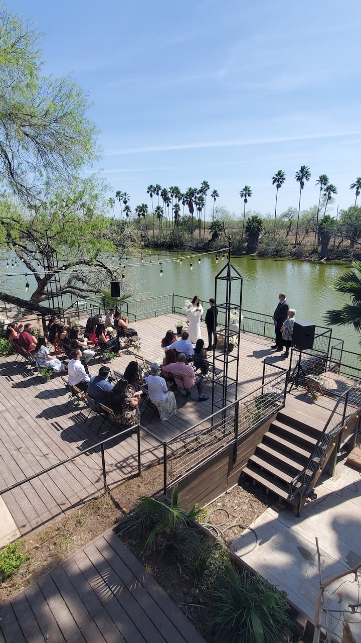 Micro Weddings/small Events @Peculiarnest - Mission, TX