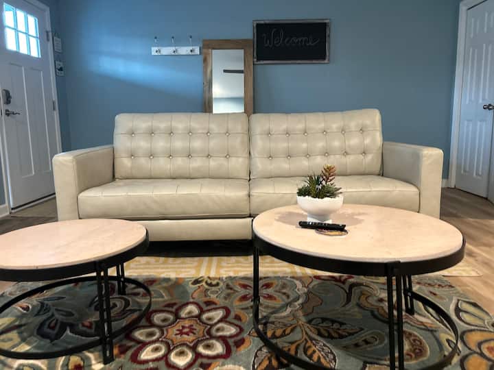 Brand New Unique Southern House In Downtown Lex - Lexington, KY