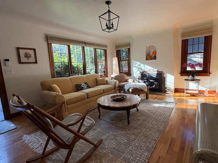 North End Tacoma/close To Everything/entire Home - Tacoma, WA