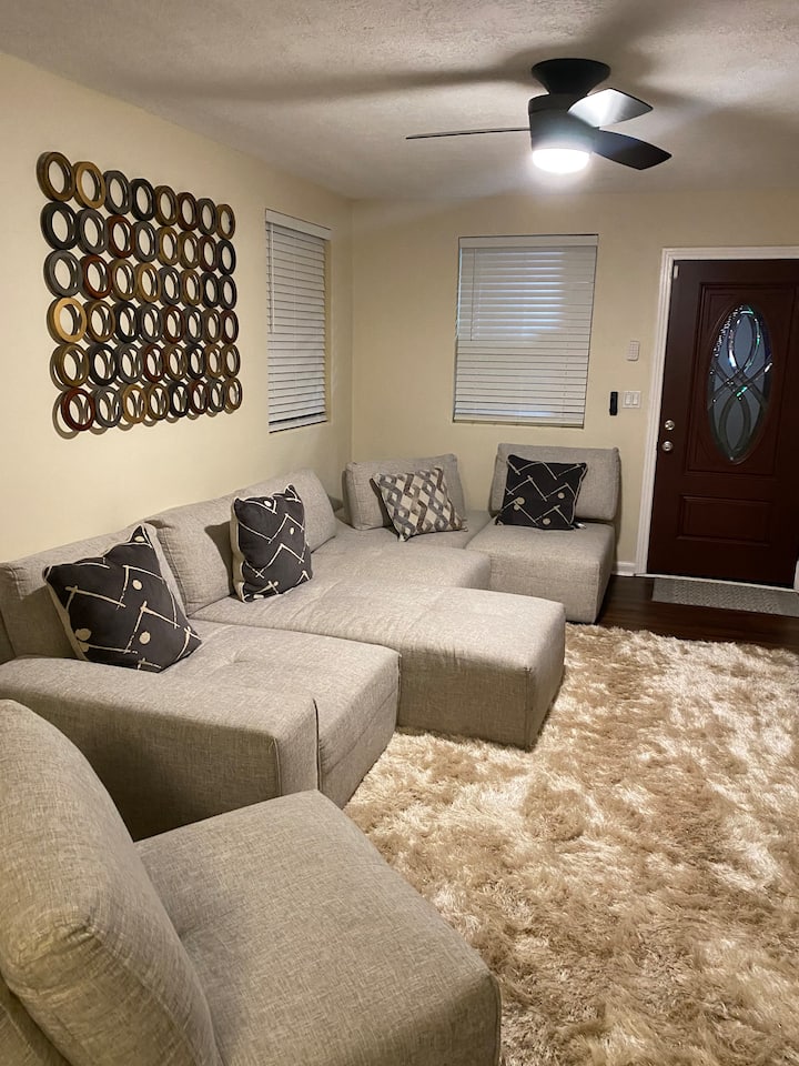 Cozy Murray Hill Pool Home In Roosevelt Gardens - Jacksonville, FL