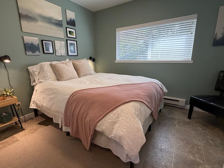 Cougar Hideaway - Pullman, WA