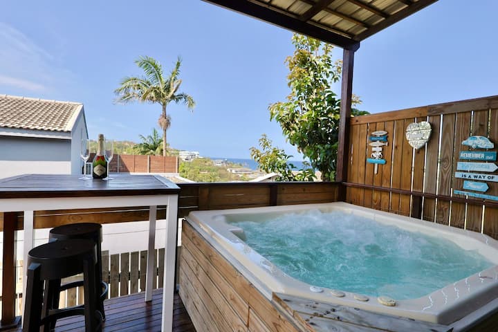 Private Studio Unit With A Sea View And Jacuzzi - Ballito