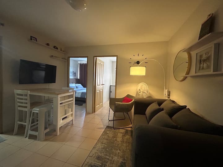Iloilo City Condo With A Riverview By Jelou - Iloilo