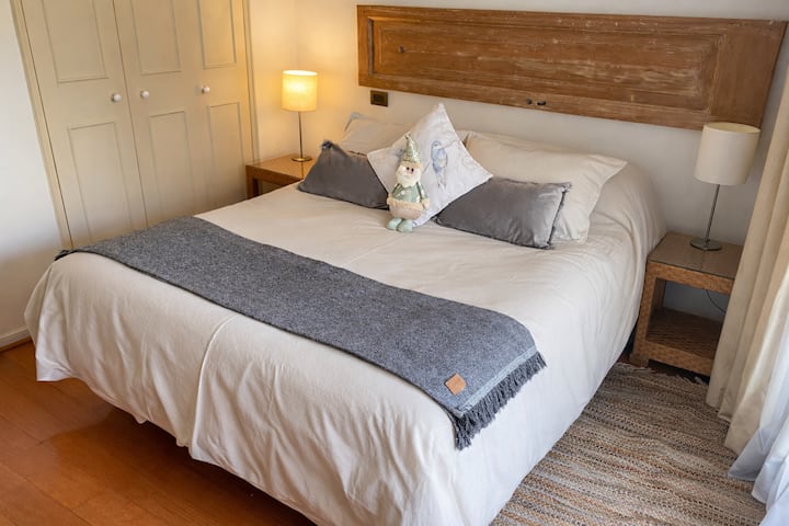 Dpto. Luminoso En Las Condes + Terraza Y A/c - Las Condes