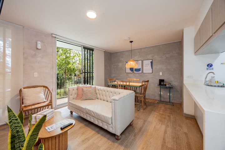 Comfort And Nature, Ccpremium, San Diego - Medellín
