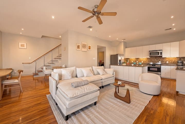 Modern 3br Designer Home Fast Wifi 10-min Downtown - Houston, TX