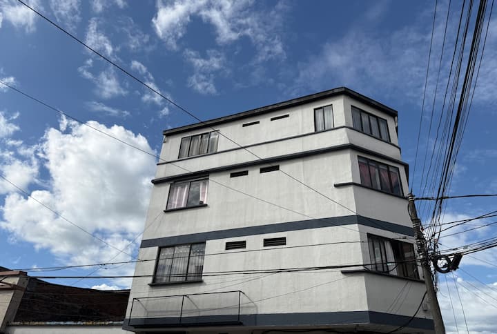 Apartamento Completo, Con Vista Y Central - Pereira, Colombia