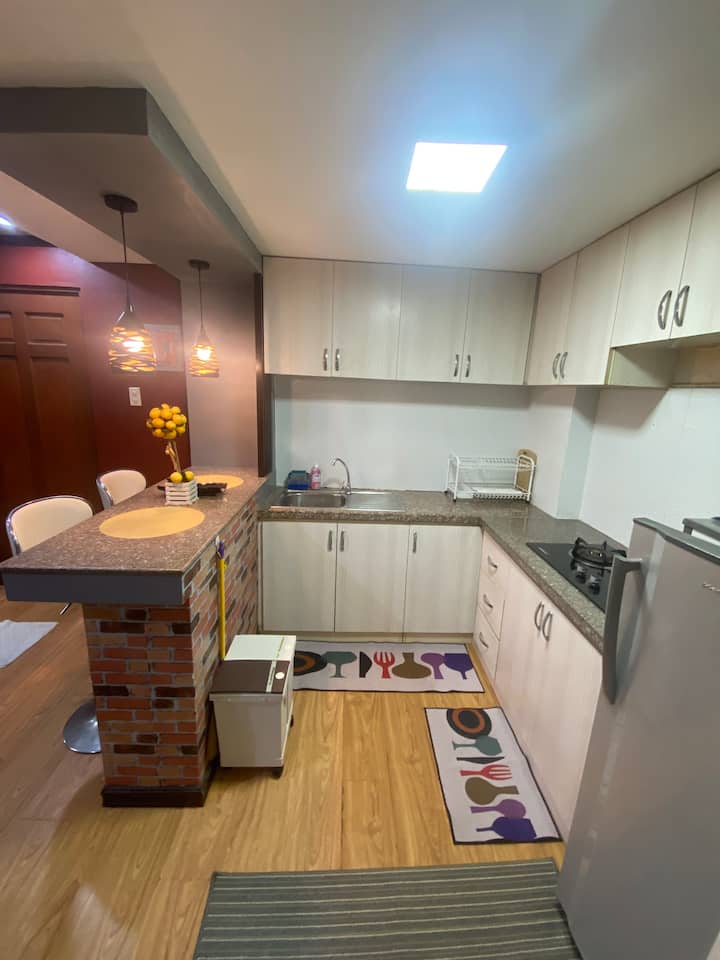 Whole Flat, Safe, Quiet, Clean, Fastwifi - Olongapo