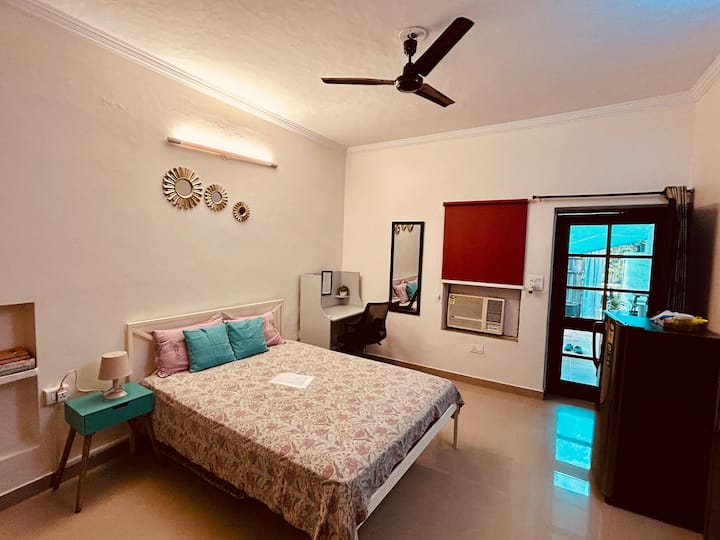 U5- Bright, Cheerful And Private Unit - Gurugram