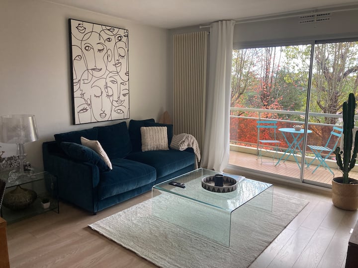 Superbe Appartement  De 75 M2 Avec Parking Privé - Bayonne, NJ