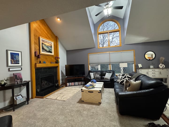 Upscale Home Fit For A Princess! (Or Prince) - Calvin University, Grand Rapids